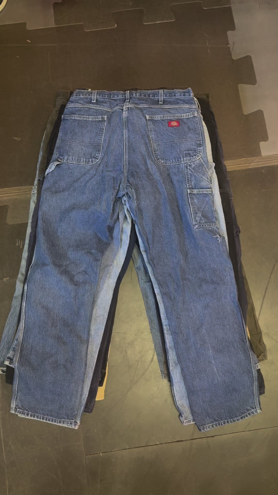 Box 311 20 Pants Carharttdickies Grade B Kloset Box